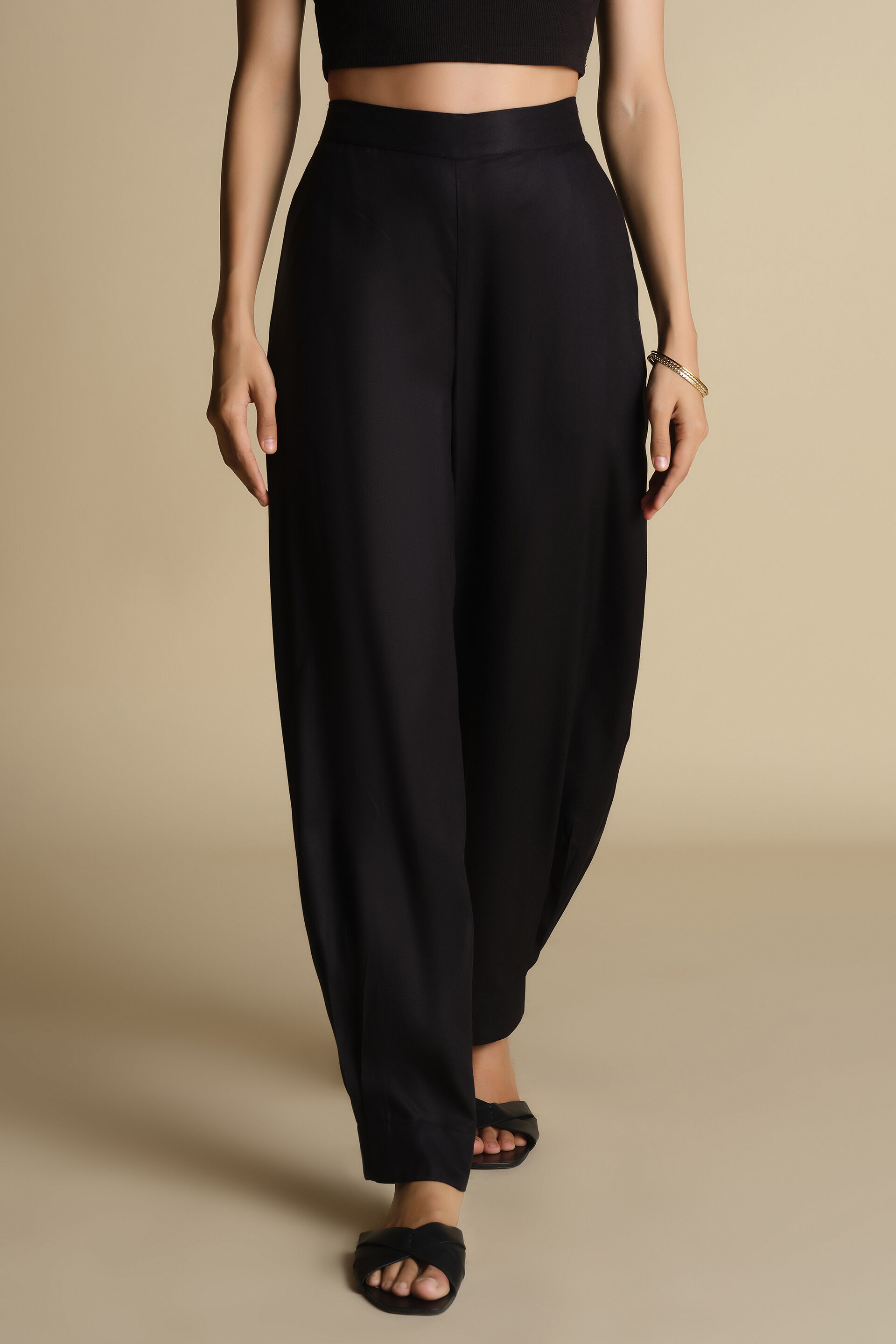Buy Mauja Hi Mauja Pants Online In India at Global Desi S25H149BT_BLACK