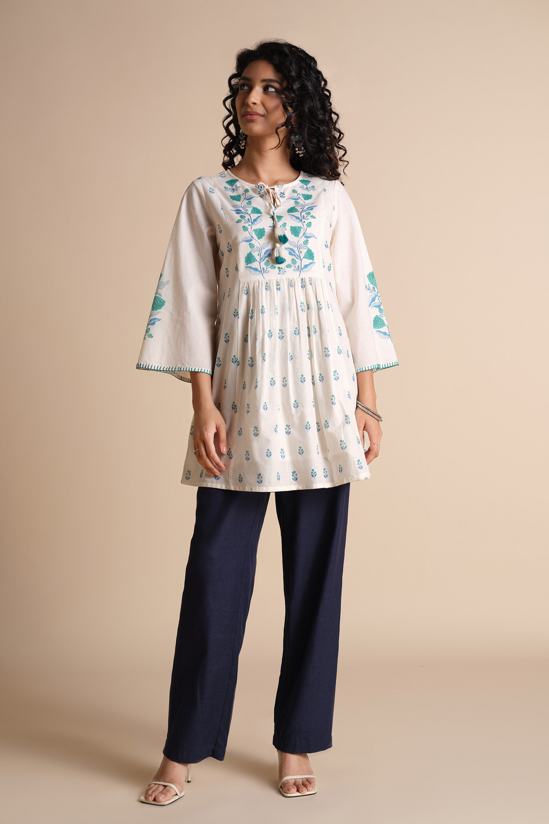 Buy Udta Firta Tunic Online for Women from Globaldesi S25R7TU_OFF_WHITE